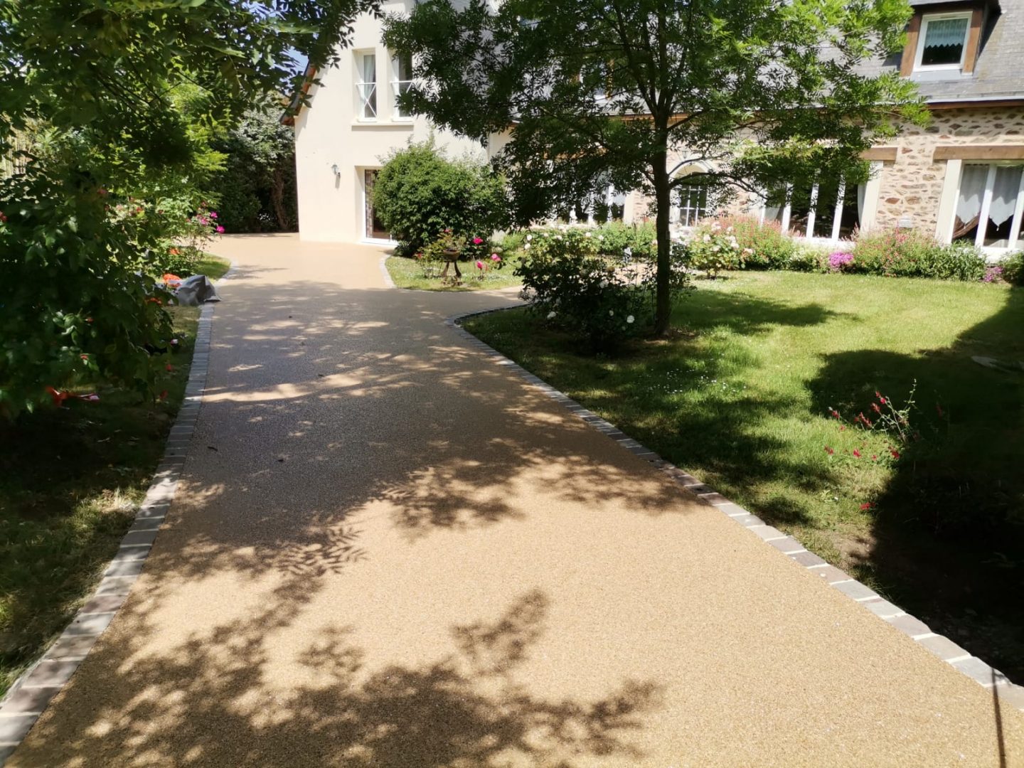 Comment choisir un revêtement de sol extérieur drainant